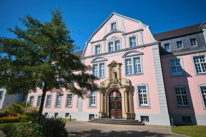 Historisches Deluxe Apartment Im Marianum - Neuss