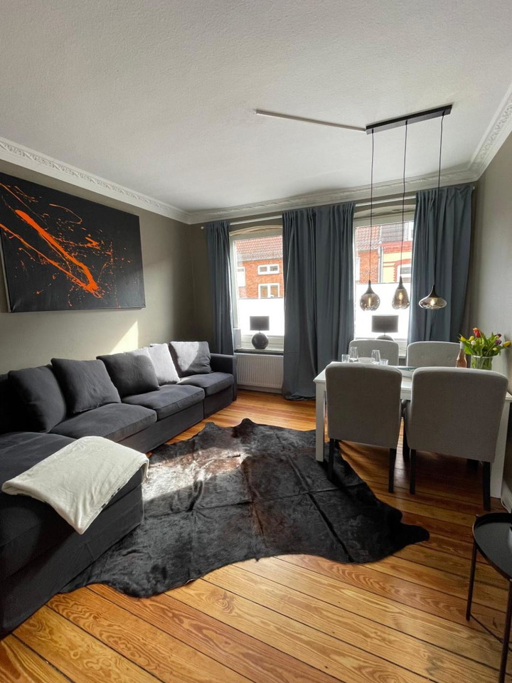Altbaucharme Deluxe Mit Balkon In Zentraler Lage - Kiel