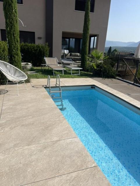 Luxury Apartment With Private Garden & Vineyard Views In Kaltern - Bolzano