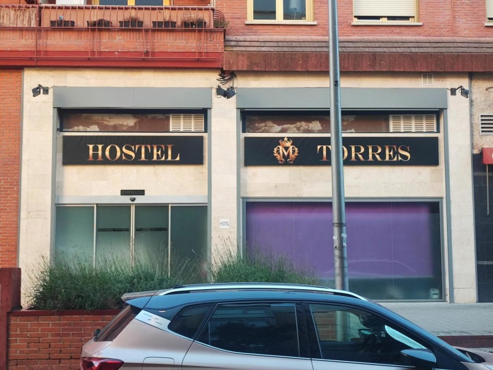 Hostel M Torres - Velilla de San Antonio