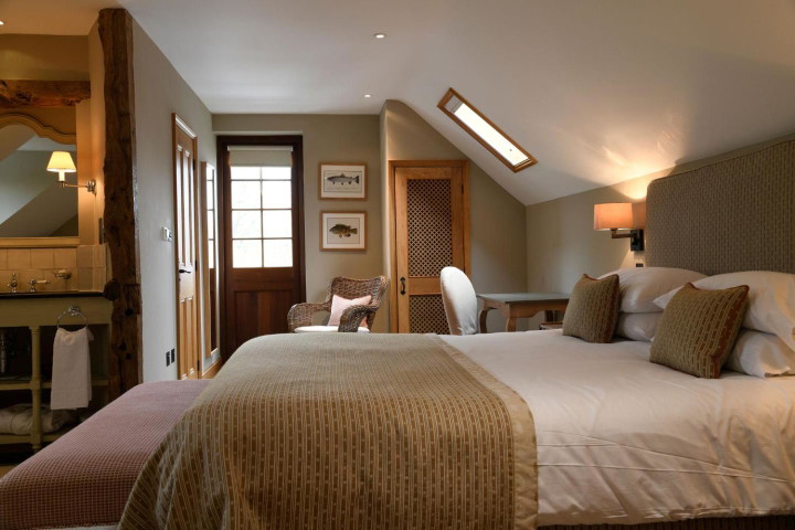 The Bell At Ramsbury - Cotswolds