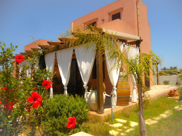 Villa Trerose By Trerose Properties - Villa Centrale Con Wi-fi E Posto Auto Privato Gratuiti - Sizilien