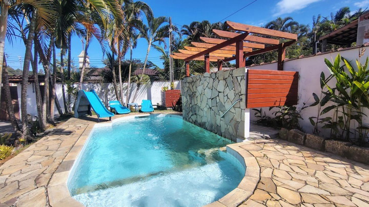 Casa Em Ubatuba 5 Dormitórios Piscina Aquecida Perto De Tudo! - Ubatuba