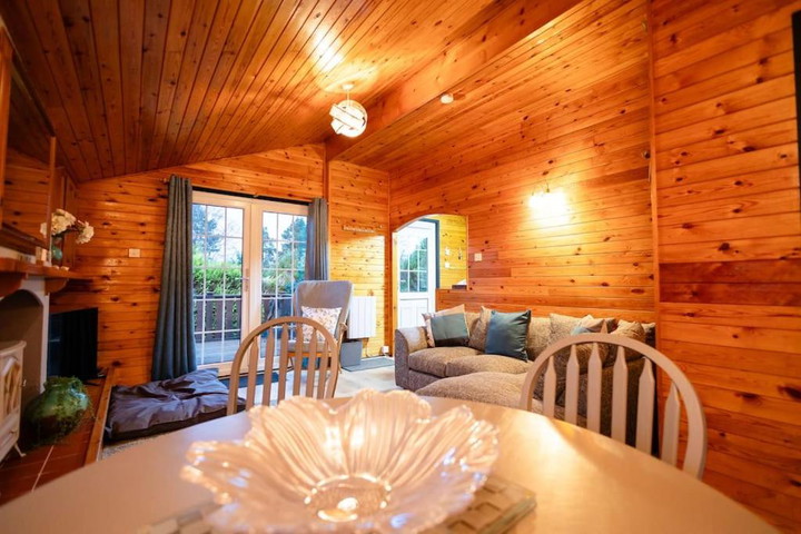Rural Log Cabin In Snowdonia Near Coed Y Brenin By Seren Short Stays - Wales