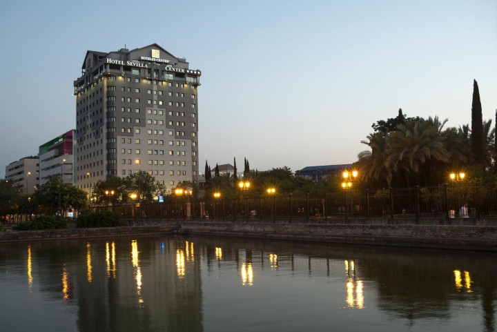 Hotel Sevilla Center - Alcalá de Guadaíra