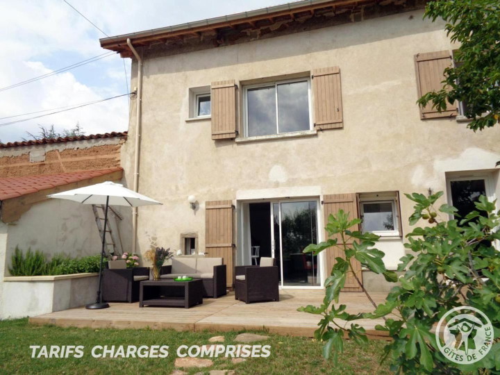 Maison Cosy Avec Jardin Dans Les Monts Du Lyonnais - Fr-1-496-174 - Saint-Galmier