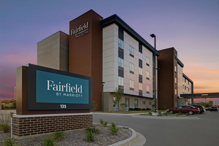 Fairfield Inn & Suites By Marriott Milwaukee Brookfield - Wauwatosa, WI