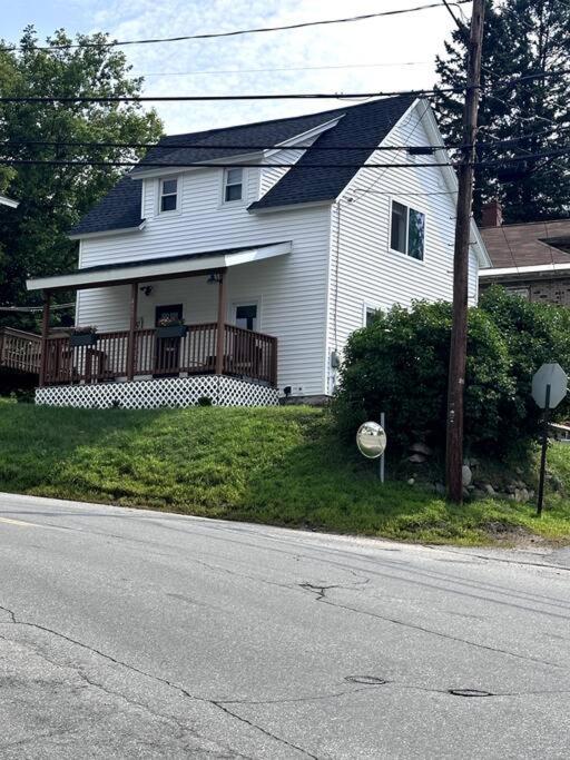 Unique Mountain View - New Hampshire (State)
