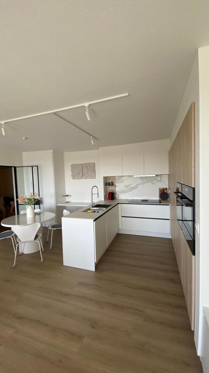 Topligging In Nieuwpoort Bad Stijlvol Appartement Met Open Uitzicht, Zuidterras & Gratis Privégarage - Reino Unido