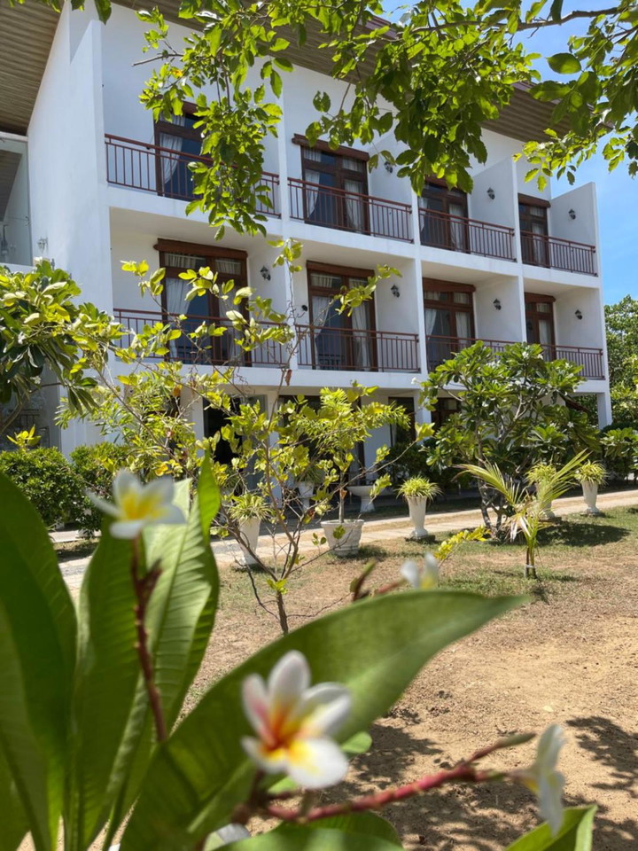 Amanda Beach Resort - Sri Lanka