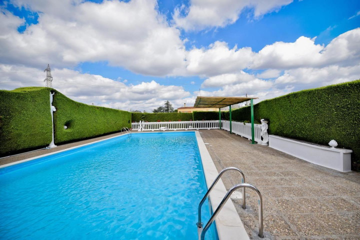 I Cinque Trulli With Swimming Pool - Cisternino