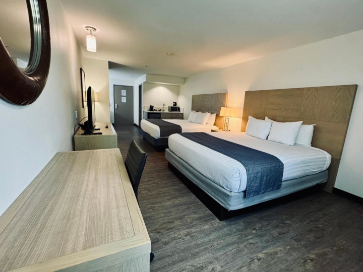 The Tillamook Inn - Tillamook, OR