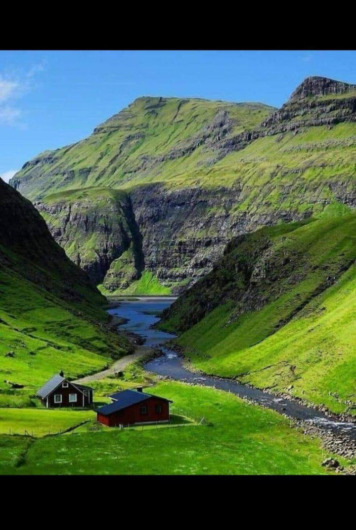 Stay In Iconic Saksun, Authentic Faroese Cottage - Faroe Islands