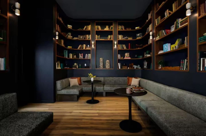 Central 2br Cozy Condo Near Harvard Boston Retreat W Workspace & Game Room - Brookline, MA
