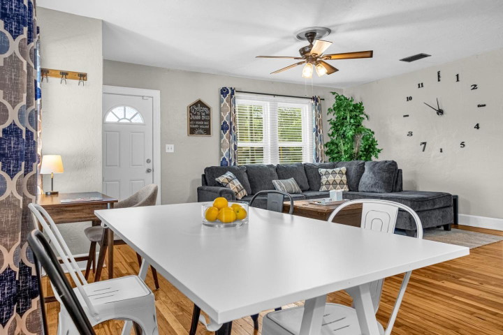 Orlando Oasis! Free Laundry & Parking Near Disney! - Orlando, FL