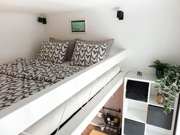 Loft Bed Studio With Free Parking, 2 Bikes! Self Check In, Wi-fi, Ac - Banjole