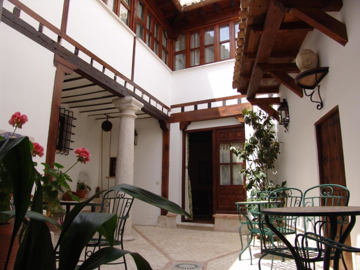 Apartamentos La Columna - Chinchón