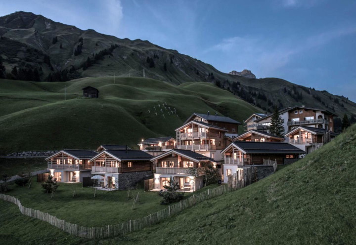 Aadla Walser-chalets Mit Privater Sauna, Hotpot Und Hotelservice - オーストリア レッヒ