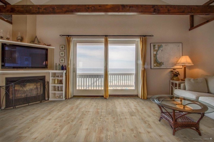 Oceanfront Penthouse With Family & Friends - Massachusetts