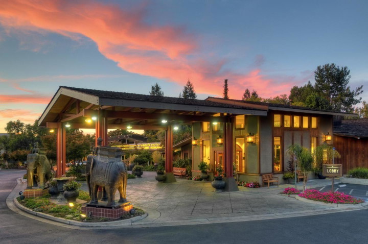 Dinah's Garden Hotel - Menlo Park, CA
