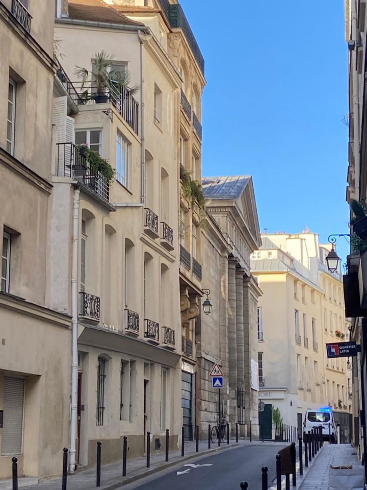 Aux Terrasses De La Lune - Paris 2e Arrondissement