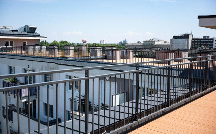 Free Parking Rooftop Budapest 4ppl - Budapest