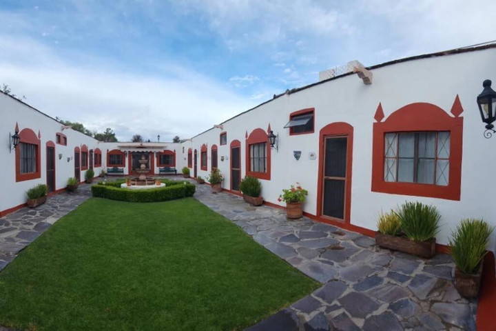 Residencia A 15min De San Miguel De Allende P/20 Personas - San Miguel de Allende