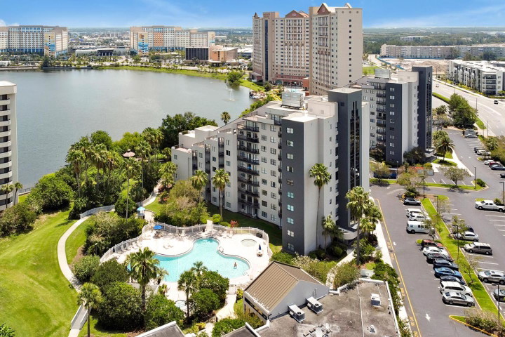 Cozy Condo On International Dr. Near Universal Studios - Orlando