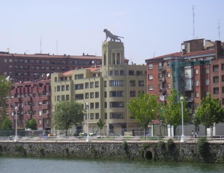 Big Lux Beachcity Free Parking - Bilbao