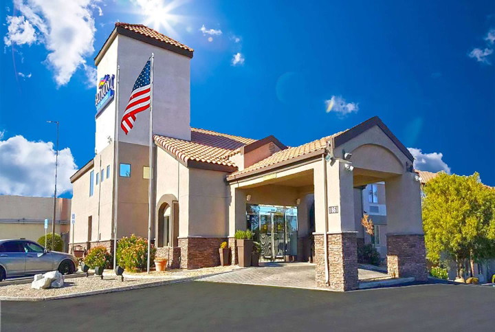 Baymont By Wyndham Barstow Historic Route 66 - Barstow, CA
