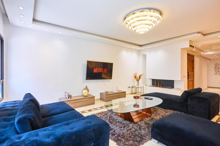 Casablanca 3 Bed Unit In Triangle Dor With Parking - Casablanca