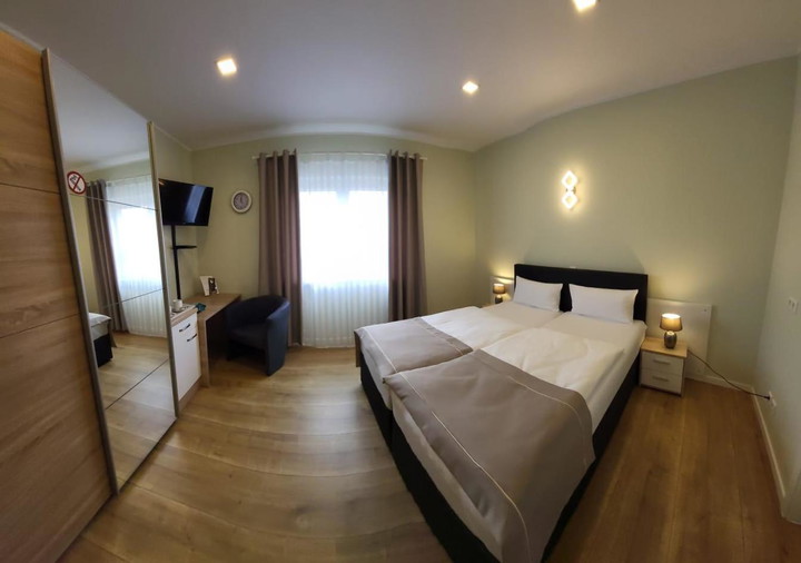 Lutz Motel - Paderborn