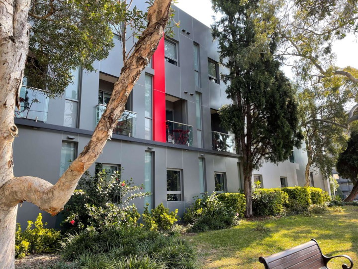 Best Western Plus Camperdown Suites - Strathfield