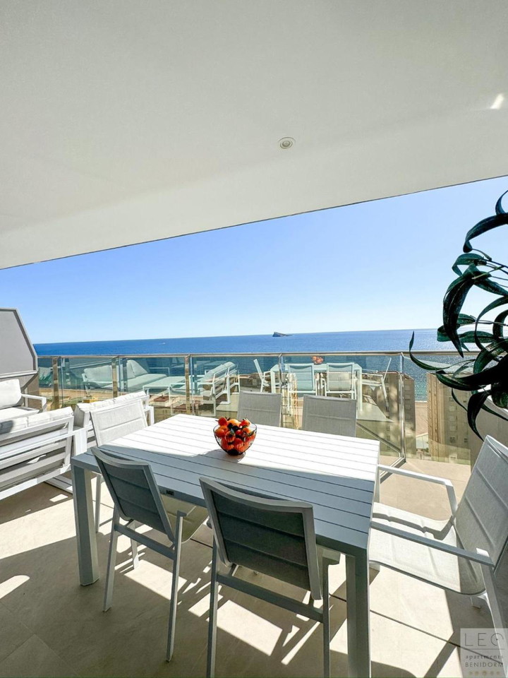 Sunset Cliffs Wellness & Spa By Leo Apartments Benidorm - Benidorm