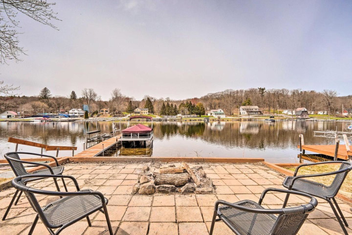 Cozy Castleton Cabin With Fire Pit + Water Access! - Castleton, VT