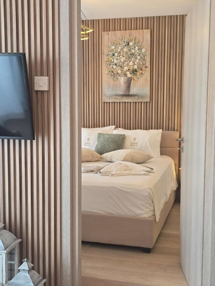 Lazuli Beachfront Sea View Ap 37 - Larnaca