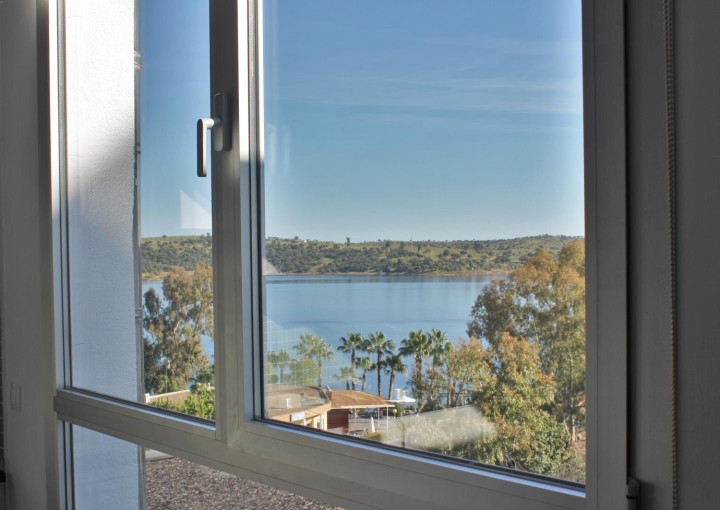 Apartamentos Embalse De Orellana - Spain