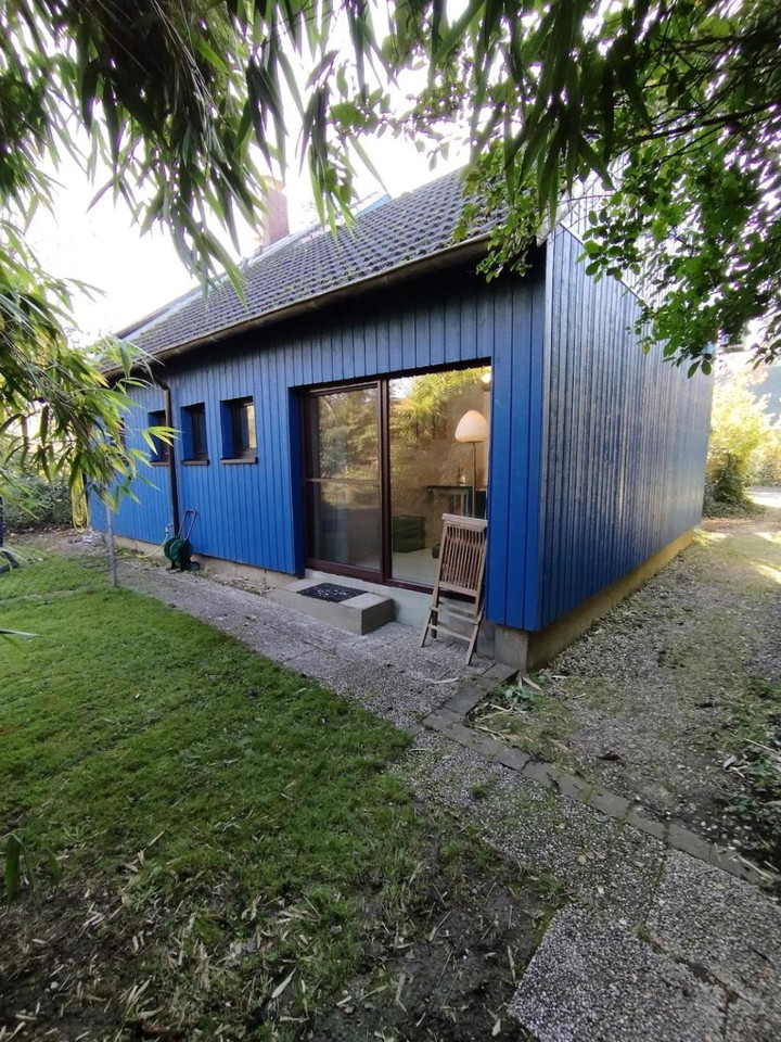 Blaues Haus - Kleinere Doppelhaushälfte In Stadtkernnähe Mit Traumhaftem Bad Und Küche - Alpes