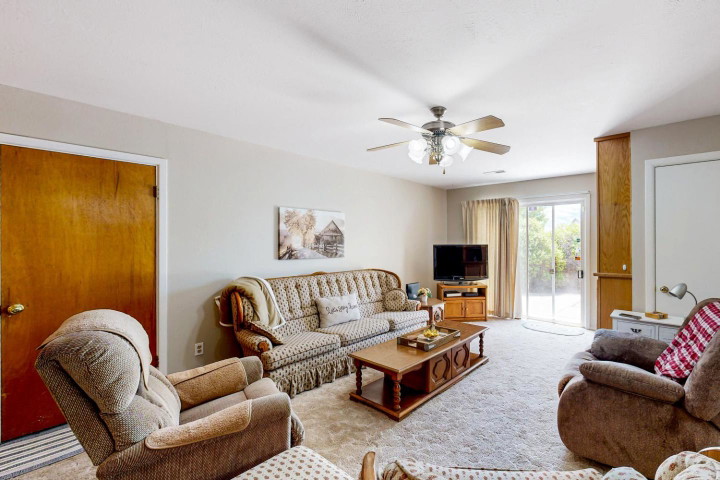 Farmington Family Home W/ Private Patio - Farmington, NM