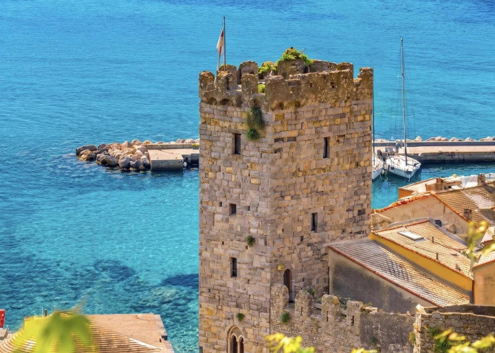 Capitolare Tower - Porto Venere