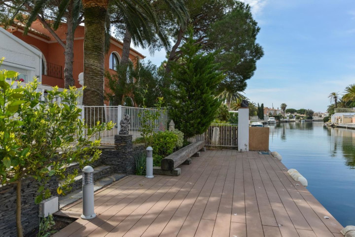 Villa Requesens On Canal - Empuriabrava
