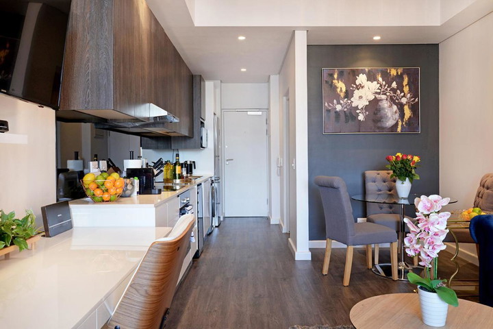 Ruby - Designer Apartment With City, Mountain, Ocean Views. - Camps Bay