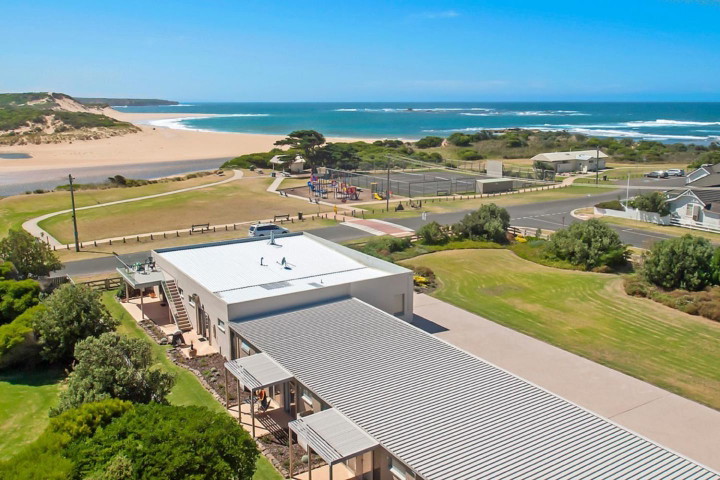 Peterborough House - Great Ocean Road