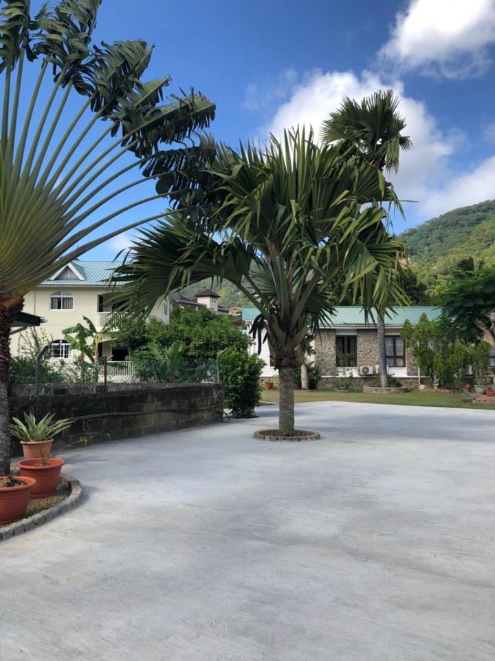 Flower Garden Self-catering Apartments - Victoria (Seychelles)