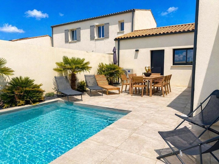 ღ Elegancia - Maison Familiale Piscine & Parking - La Rochelle