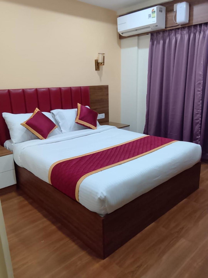 Regal Suites Hotel Rooms Bommasandra - Hosur
