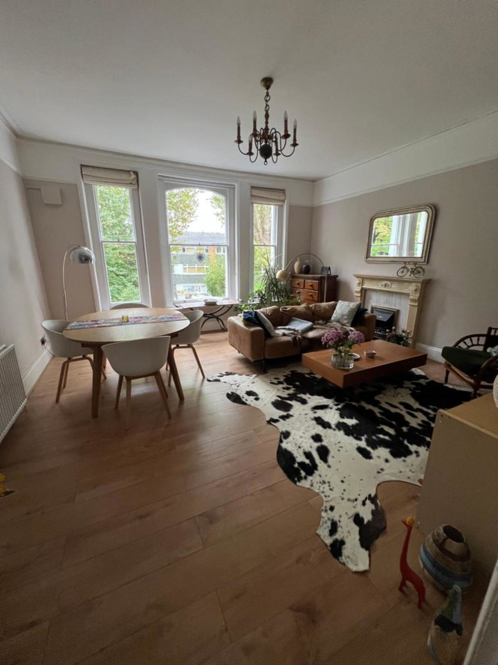 Flat Near Blackheath 17 Min To Central London, Fast Wi-fi, Free Parking, Easy Access To O2, Canary Wharf, Gatwick And Luton Airports And Stansted Airport - London