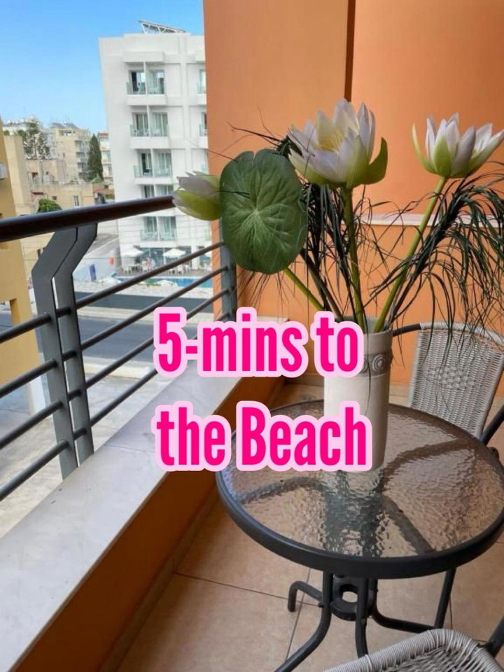 Vip Resort Apartment On Makenzie Beach - Cyprus
