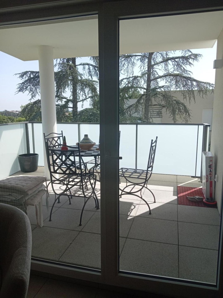 One Room To Rent In Cozy Appartment - Villefranche-sur-Saône