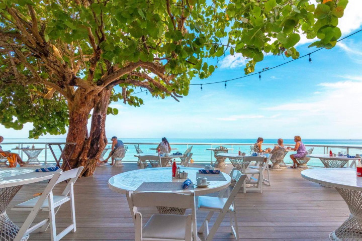 Travellers Beach Resort - Negril